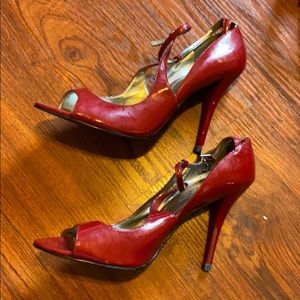 Guess | Shoes | Guess Red Patent Leather Sandals Size 8m | Poshmark